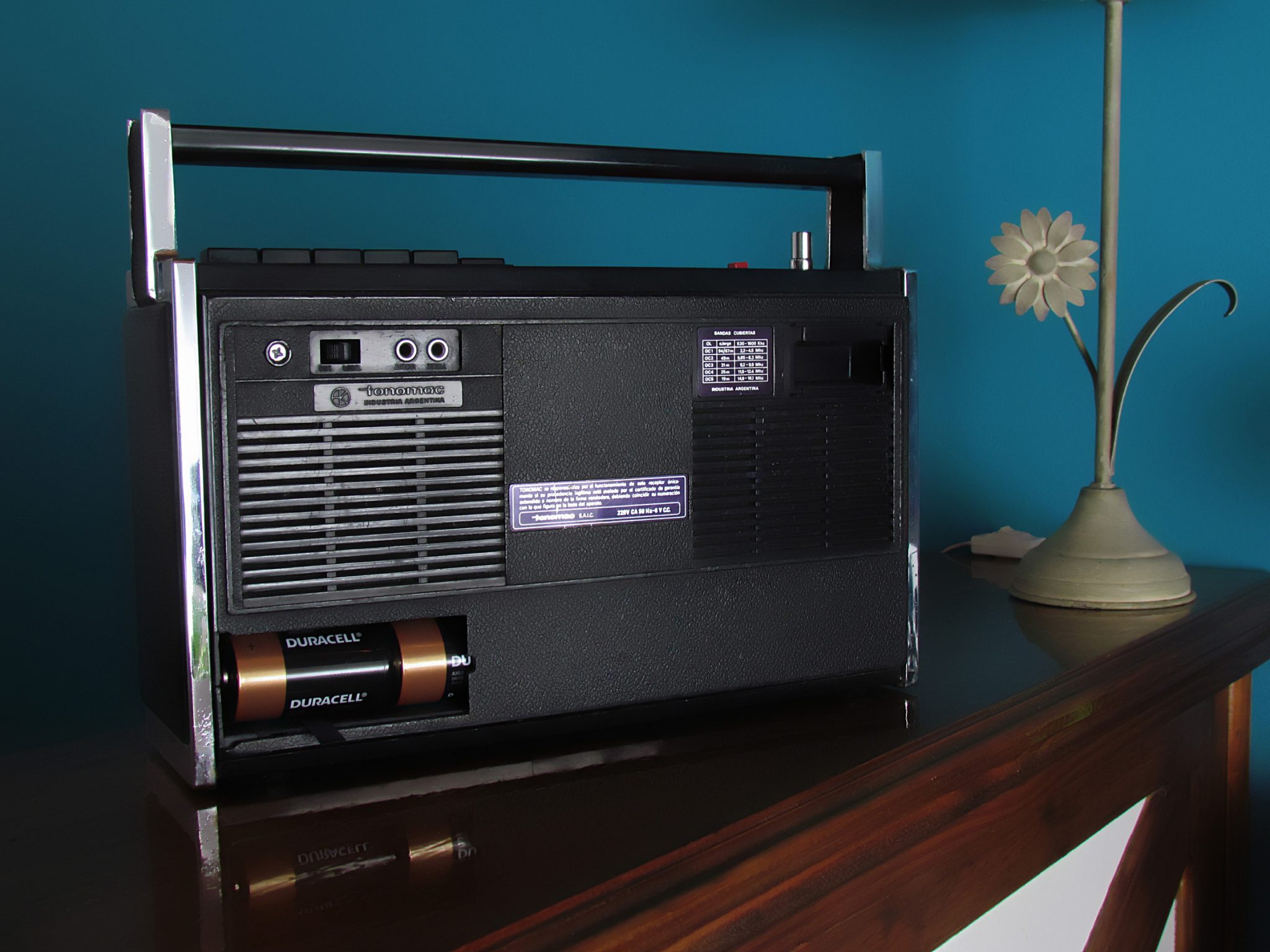 Duelo de titanes, Tonomac Vs Noblex – VintaRadio