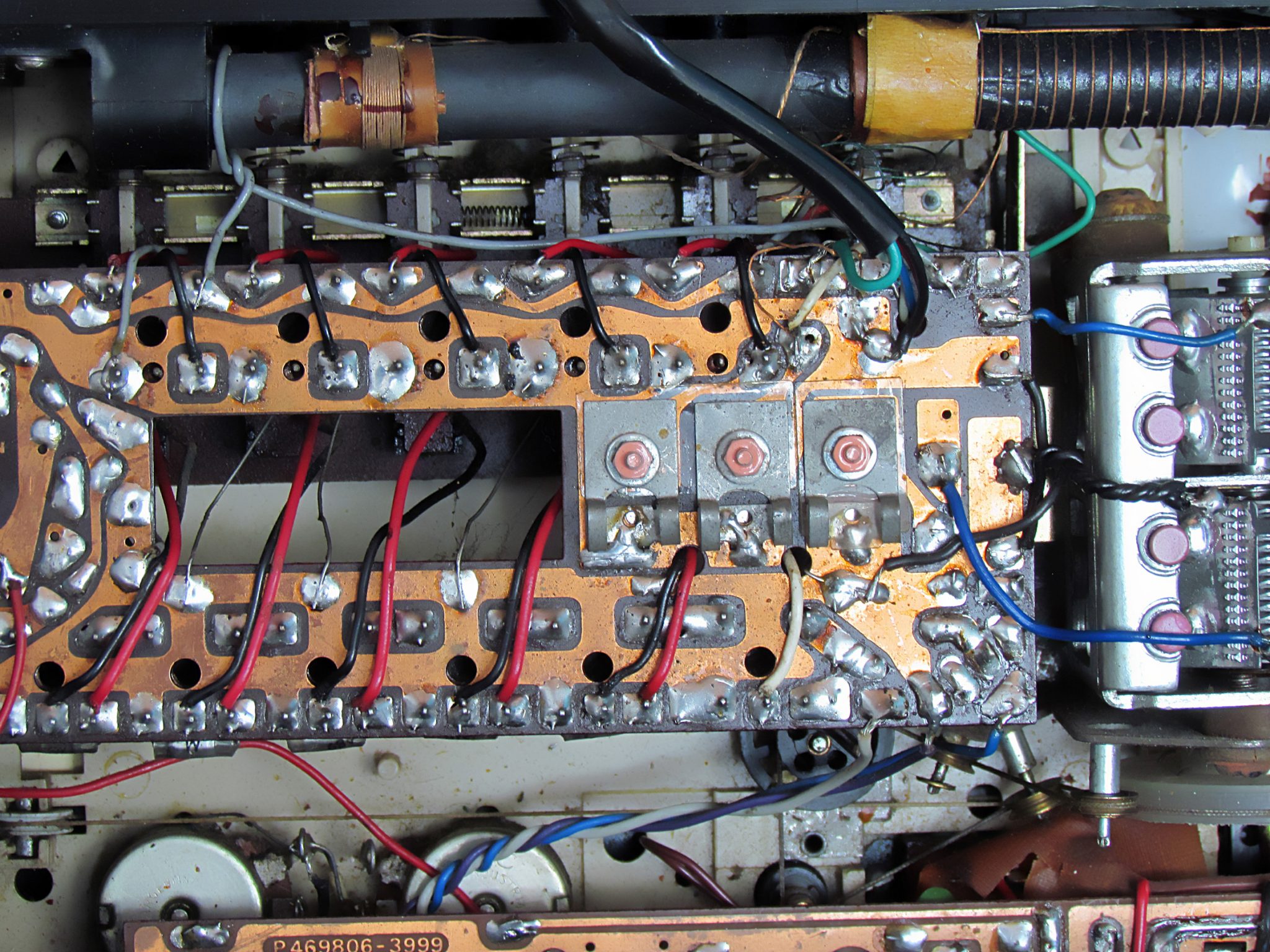 Duelo de titanes, Tonomac Vs Noblex – VintaRadio