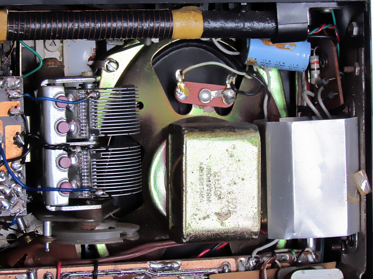 Duelo de titanes, Tonomac Vs Noblex – VintaRadio